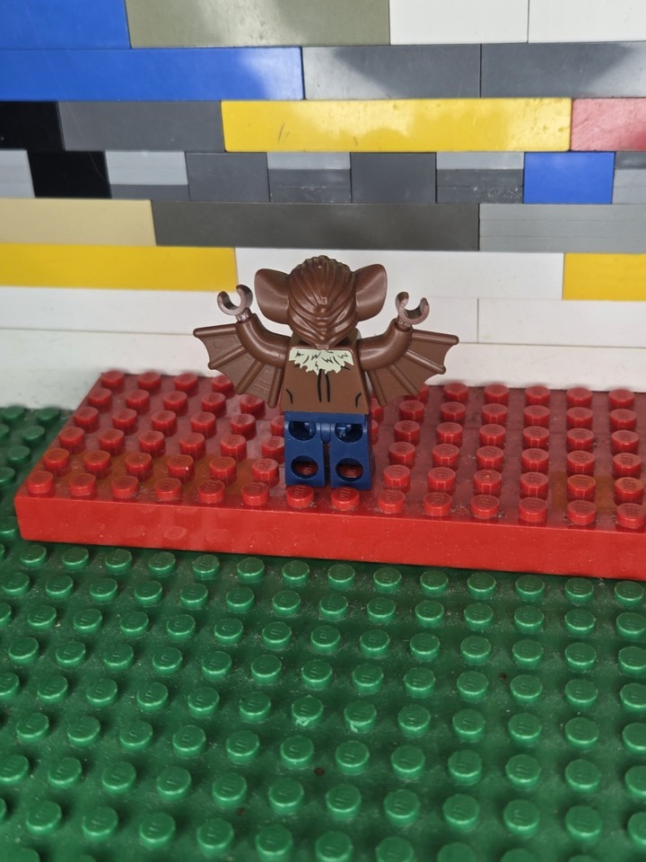 Lego Man-Bat Minifigure DC Super Heroes 76011 70905 sh0086 | eBay