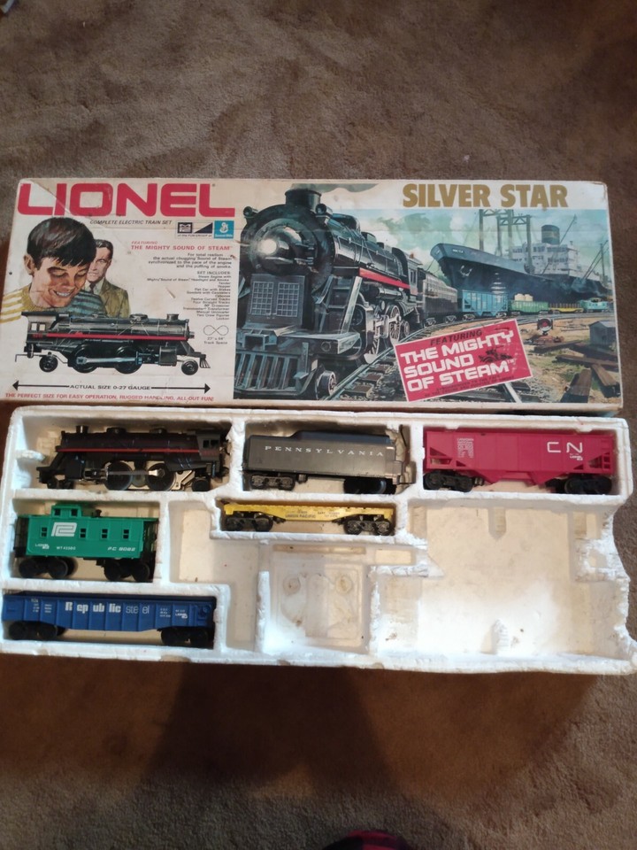 lionel silver star 0-27 gauge train set does no include track in very ...