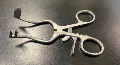 Karl Storz #220421 Plester-Helms Retractor 2 Prong with Full Blade 11cm ...