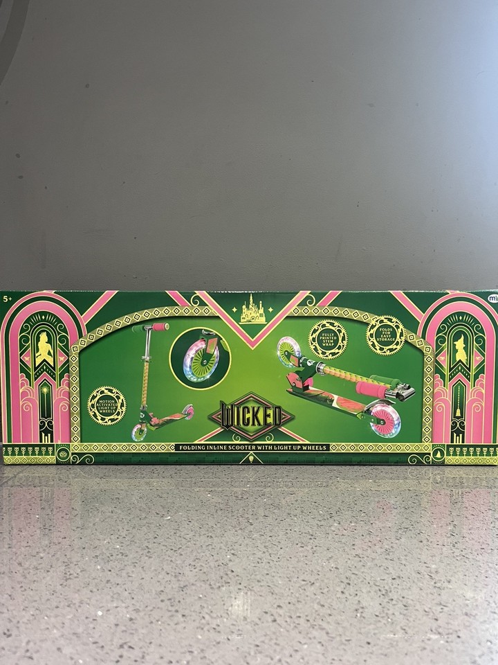 Wicked Movie Kids Flashing Light Scooter with LED Wheels Foldable ...
