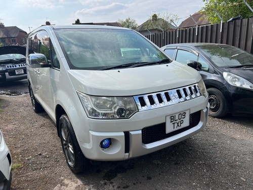 2009 09 Reg Mitsubishi Delica D:5 2.4 Petrol Automatic Mpv 8 Seat 4x4 ...