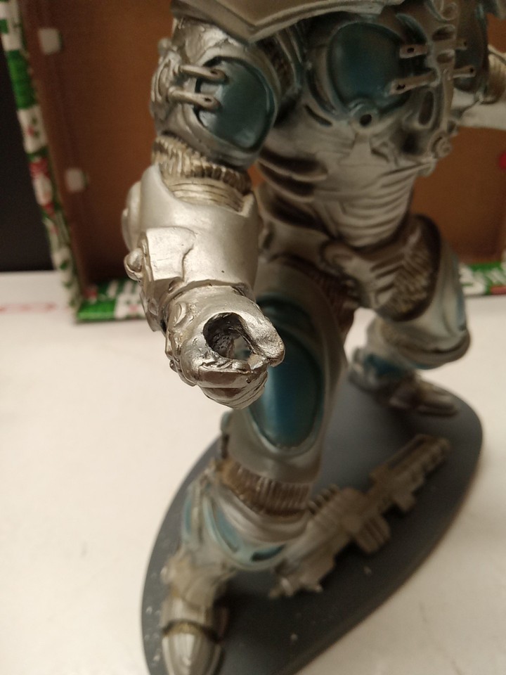 Mr. Freeze Statue, Batman & Robin Movie w/ freeze gun, Arnold ...