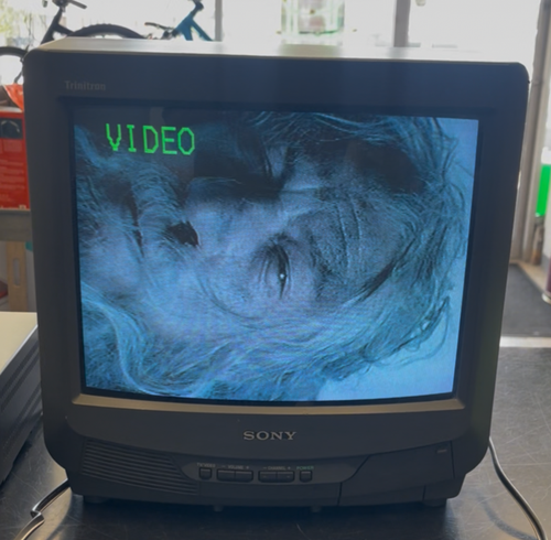 VINTAGE SONY TRINITRON 13" GAMING TELEVISION KV-13M20 MFG 1996 (NO ...