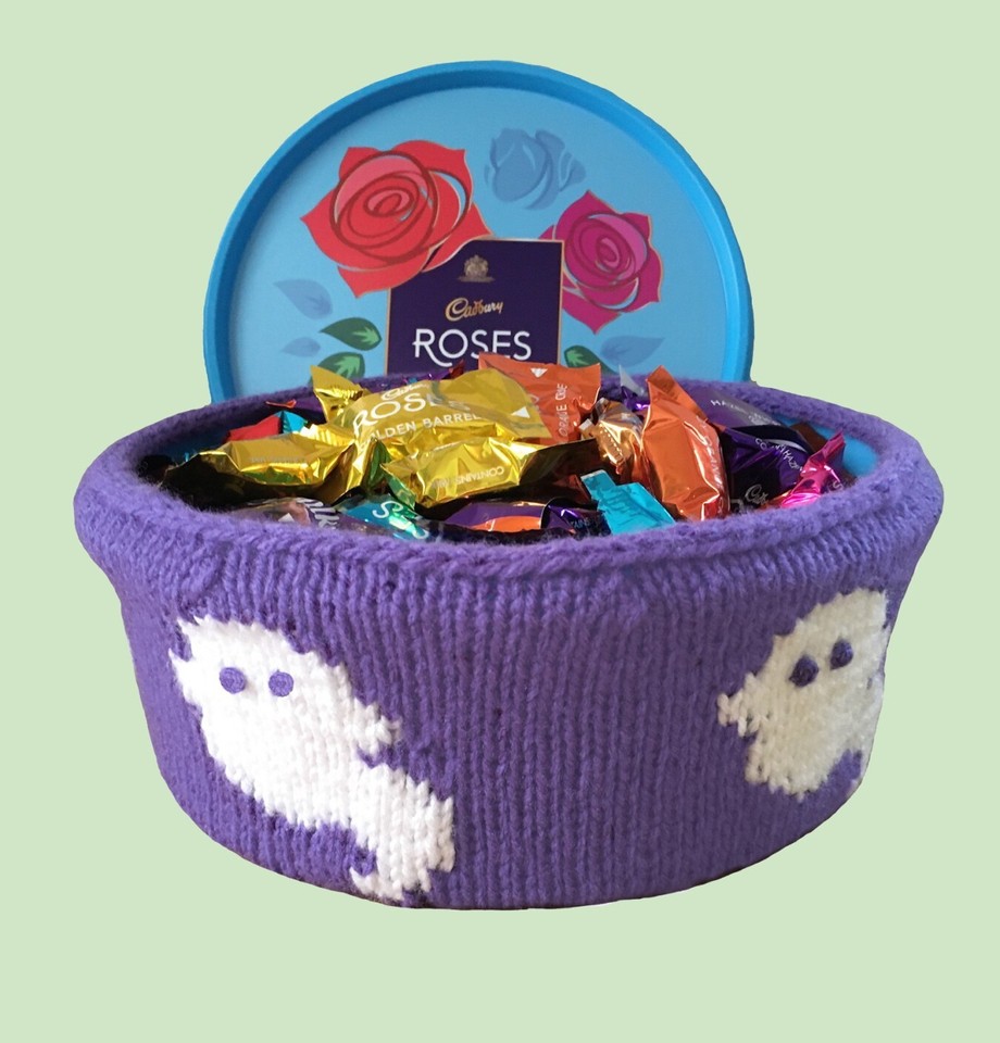 KNITTING PATTERN 452: Cute Halloween chocolate tub covers, Quality ...