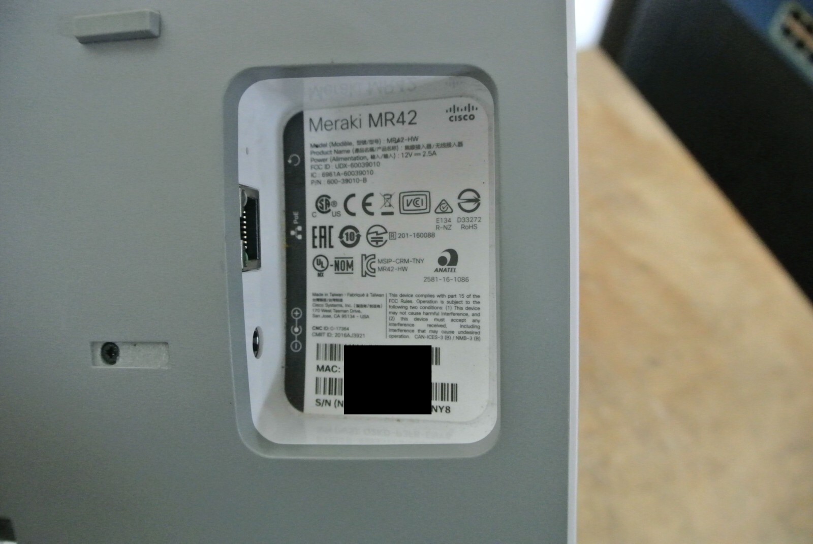 Cisco Meraki MR42-HW w/ Mount Cloud Managed Access Point MR42 ...