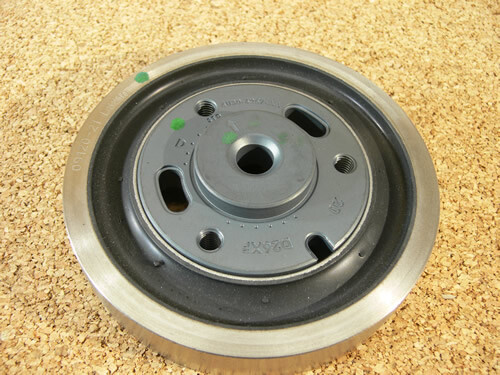 LAND ROVER FRONT CAMSHAFT PULLEY HUB RH LR3 RANGE ROVER LR4 SPORT ...