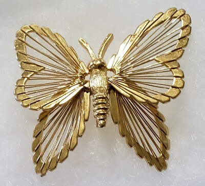 Vtg MONET BUTTERFLY Pin Brooch Gold Tone Insect Figural Signed Wire ...