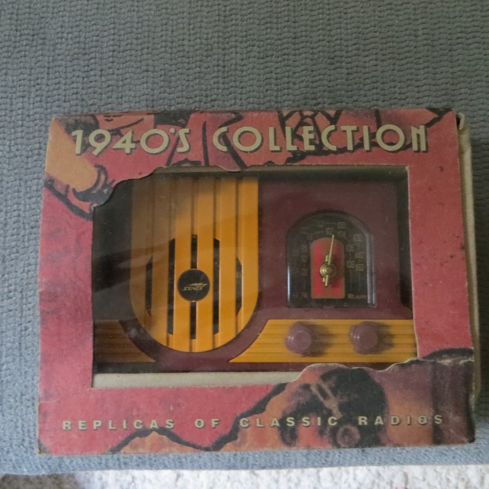 1940'S COLLECTION ADDISON RADIO REPLICA-TRANSISTOR-MIB | eBay