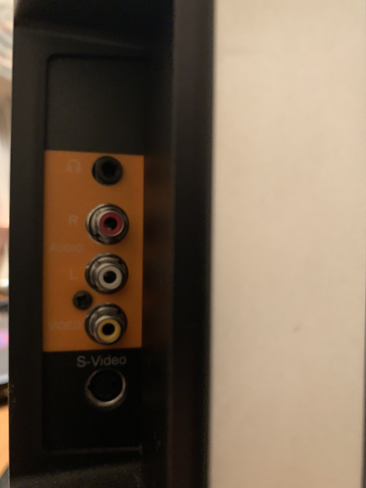 LOCAL PICKUP ONLY - Vizio VA19L HDTV10T 19" HD LCD Television/Monitor ...