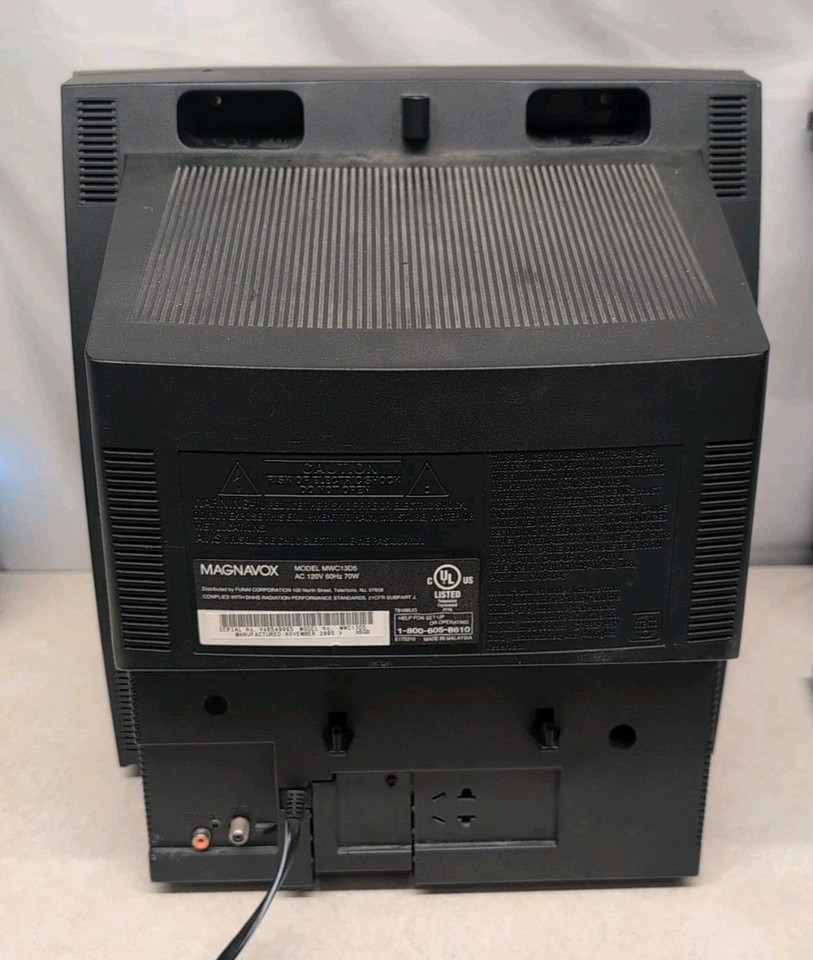 Magnavox MWC13D5 13” CRT TV DVD Combo Retro Gaming Works Great No ...