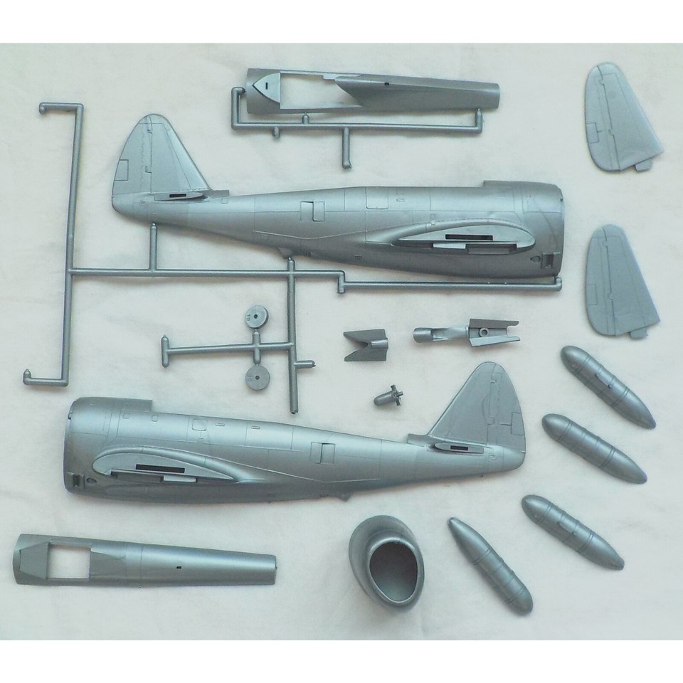 Hawk Republic P-47D Thunderbolt 1/48 500 Model Kit 1965 | eBay