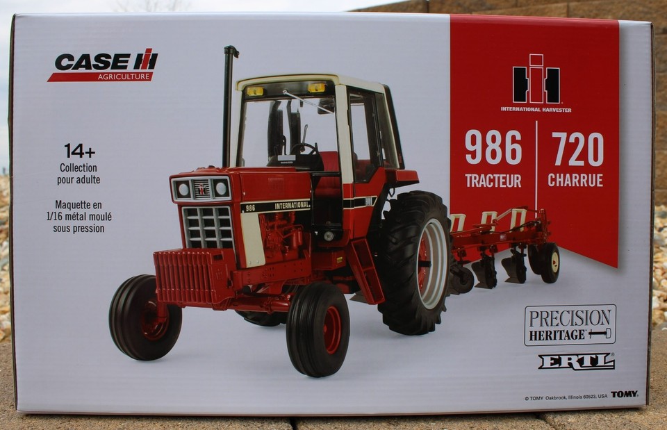 2024 ERTL 1:16 *CASE IH* International 986 Tractor w/720 PLOW ...