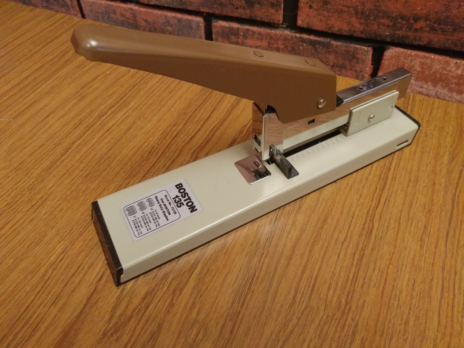 Boston 135 Heavy Duty Commercial Stapler 73135 | eBay