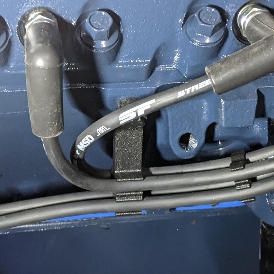 8.5mm Black Deluxe Small Block Chevy Under Exhaust Spark Plug Wire Loom ...