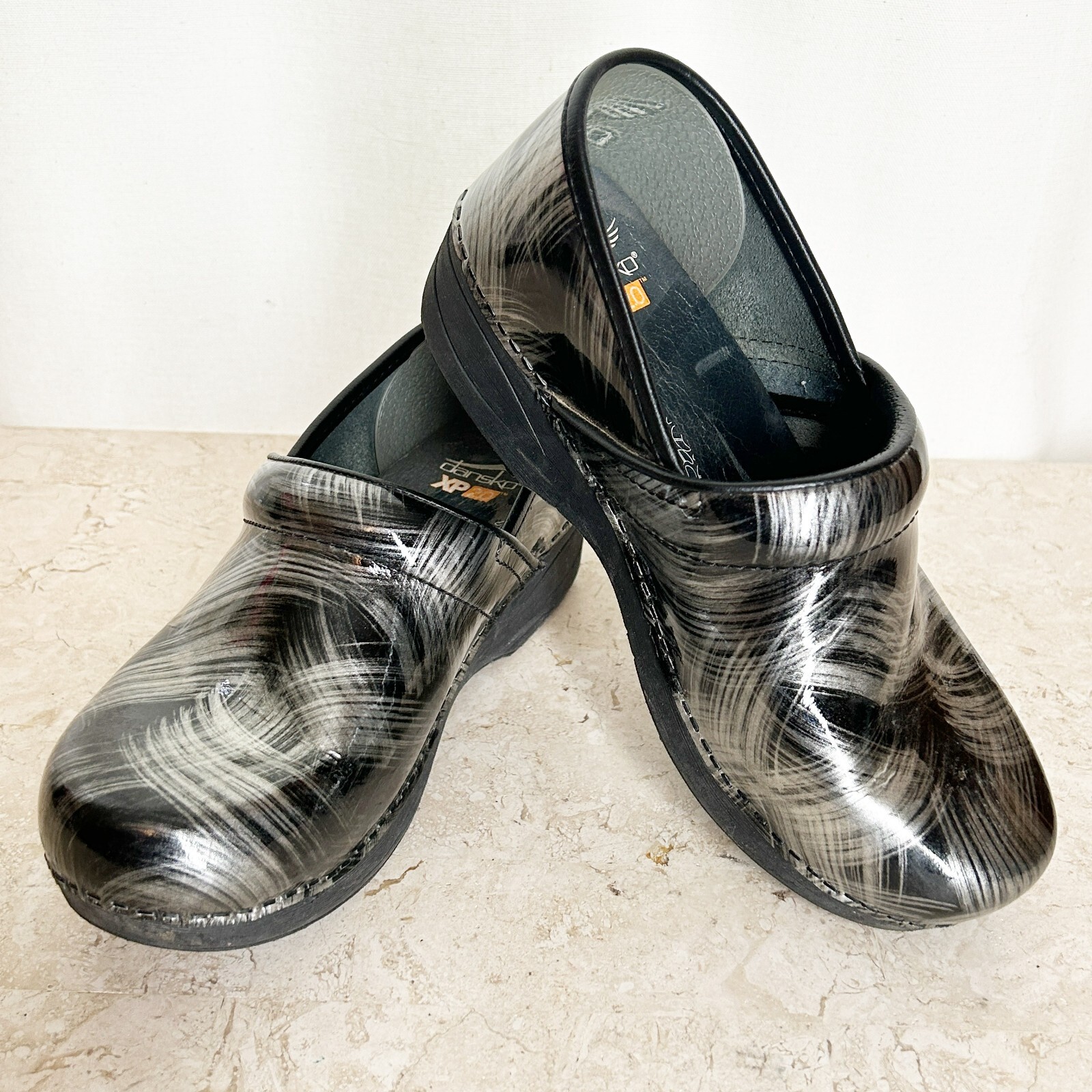 Dansko 39 Clogs Professional Stapled Shoes Black Silv… - Gem