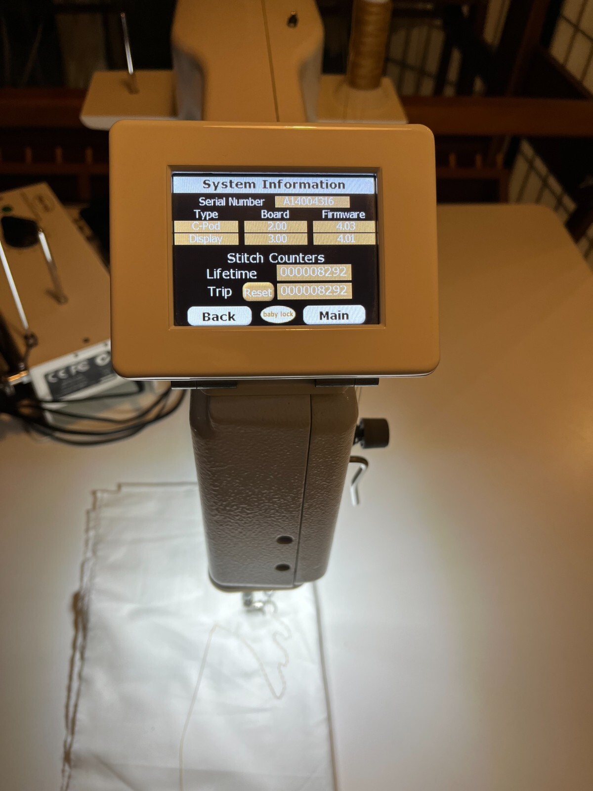 Baby Lock Tiara II Long Arm Quilting Machine, Minimally Used (Only 8292 ...