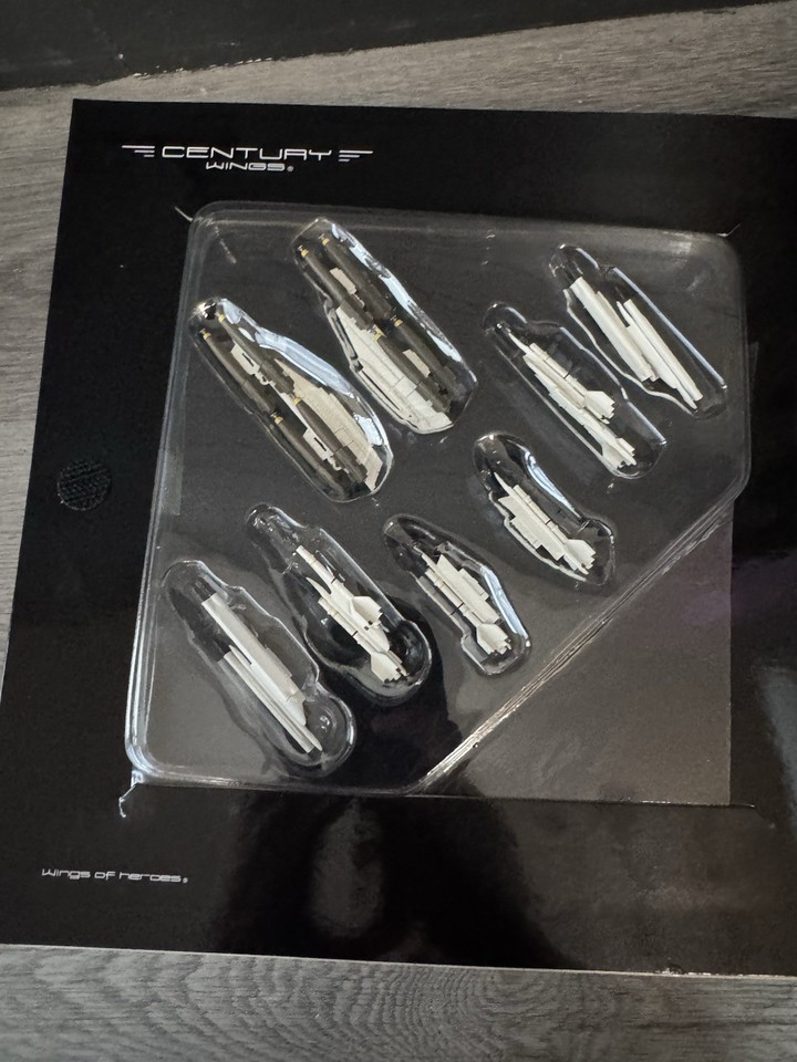 1/72 Century Wings F-8E Crusader DB8, VMF(AW)-235, Death Angels | eBay