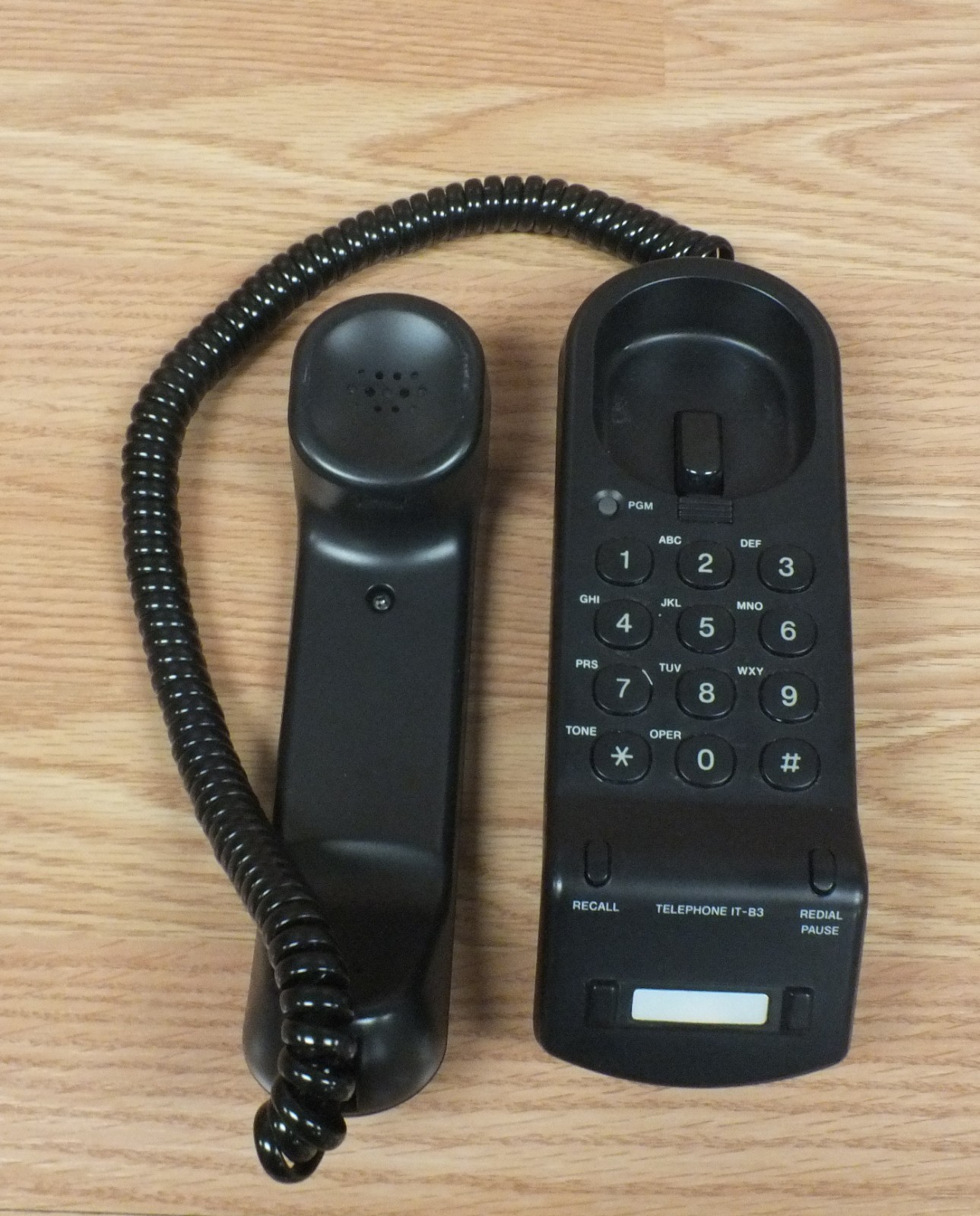 Genuine Sony (IT-B3) Black Single Line Corded Home Telephone **READ ...