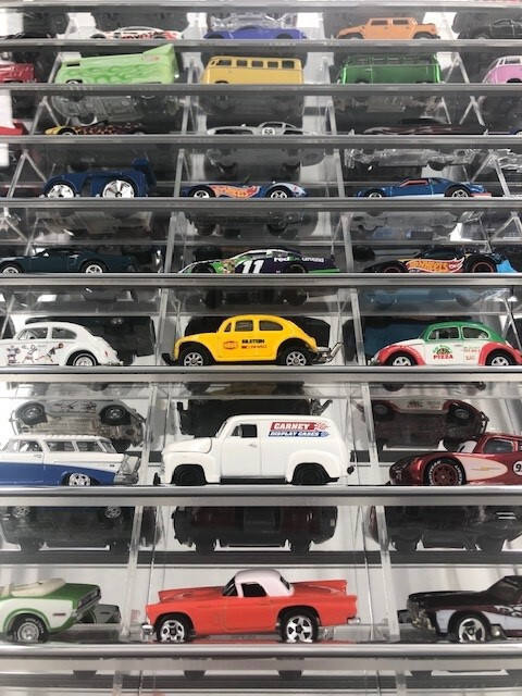 1/64 Die Cast Display Case compatible with Hot Wheels - 99 Angle Shelf ...