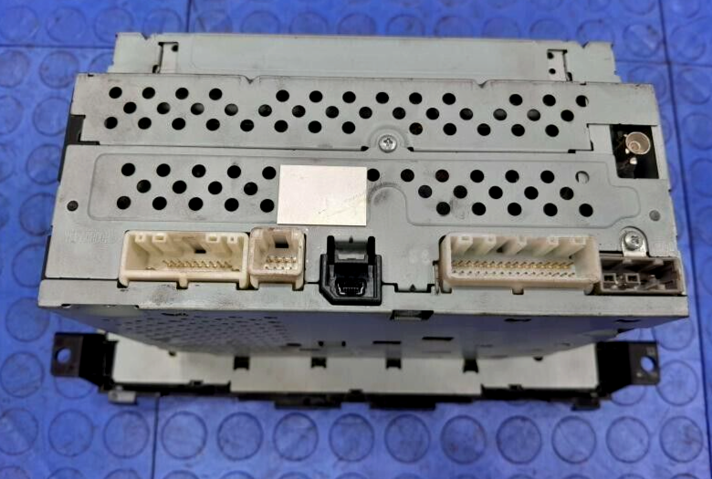 2013-2015 Nissan Altima Radio Receiver W/O Navigation 5" Display (AM FM ...