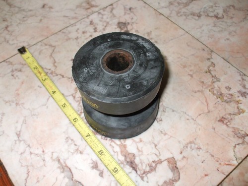 Isotech ISOLATOR VIBRATION MOUNT RING & BUSHING | eBay