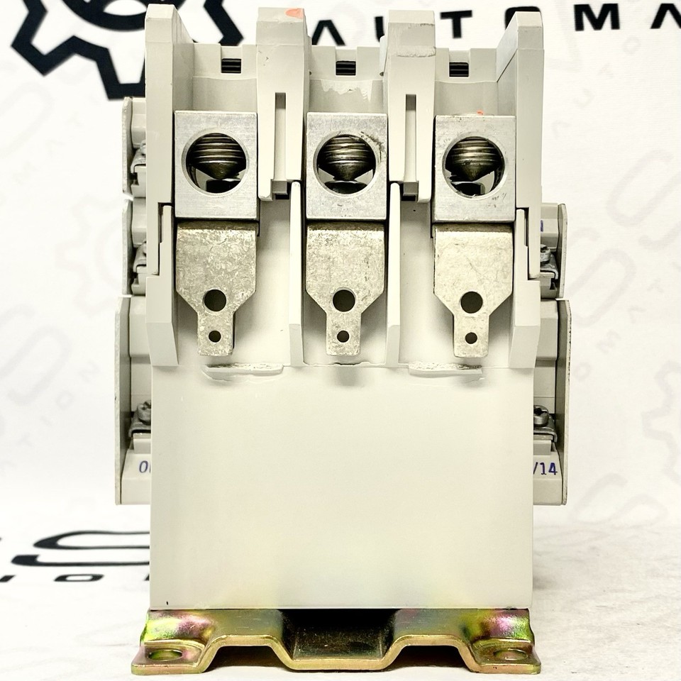 Cutler Hammer CE15NN3 Series A1 Starter Contactor Industrial Motor ...