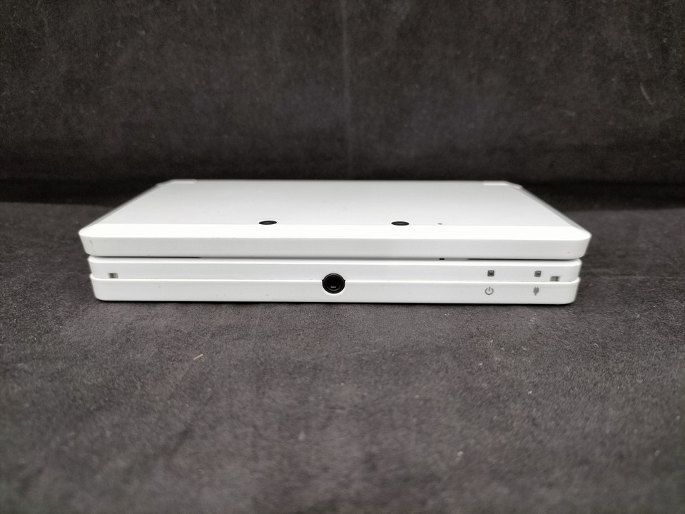 B2682 Nintendo 3DS console Pure White Japan w/pen memory 8GB fx | eBay
