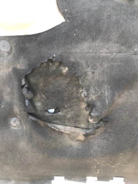 2003-2005 Chevrolet Silverado Hood - White - OEM# 88944302 | eBay