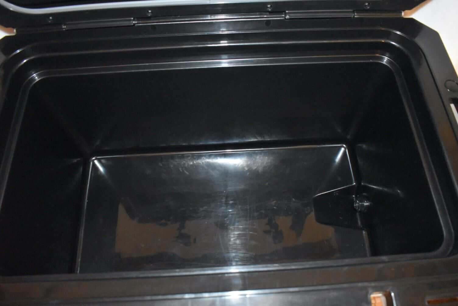 Igloo IMX 70-qt Cooler Ice Chest Beige or Khaki/Black 49858 NWT ...