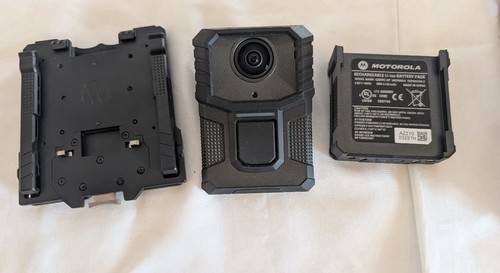 Motorola / Watchguard (1) V300 Body Cameras with Magnet Mount (NEW IN ...