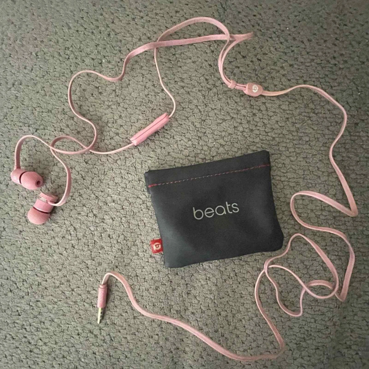 Pink Beats Earbuds