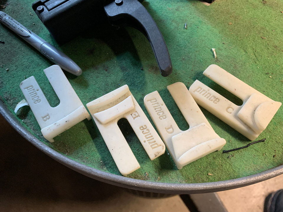 Prince P-200 Electric Tennis Racquet Stringing Machine Working ...