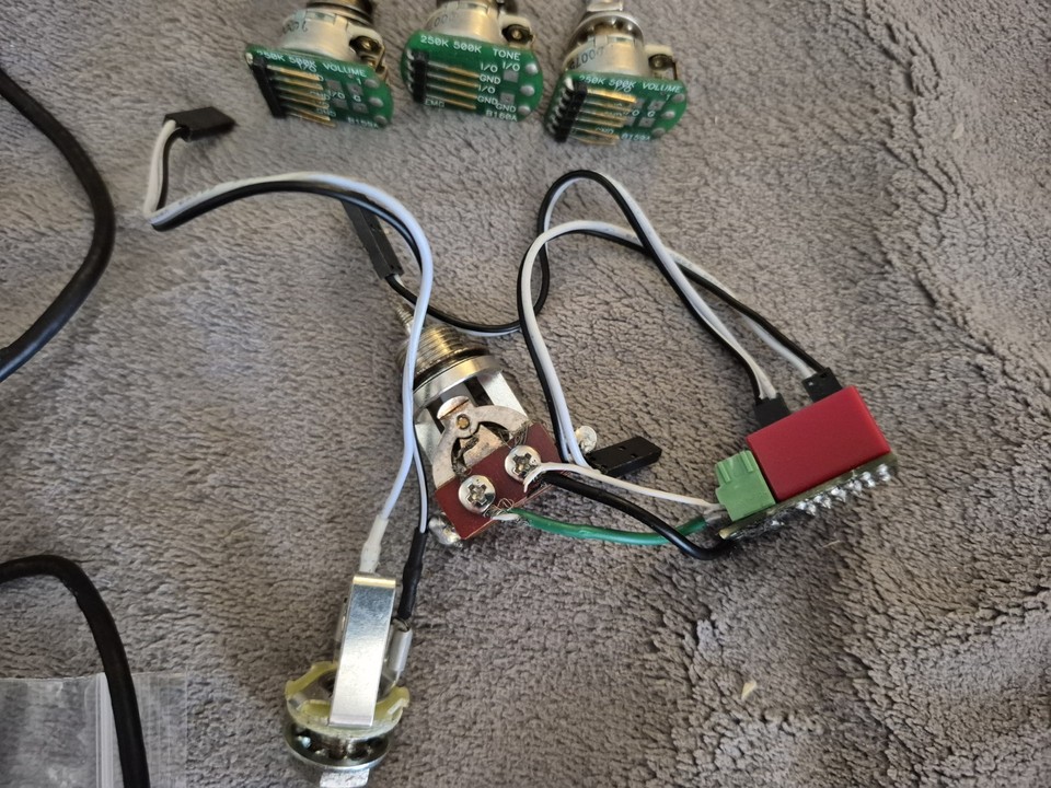 EMG HZ H4 Bridge H3A Neck Humbucker Pickup Set Black Pair Passive 81/60 ...