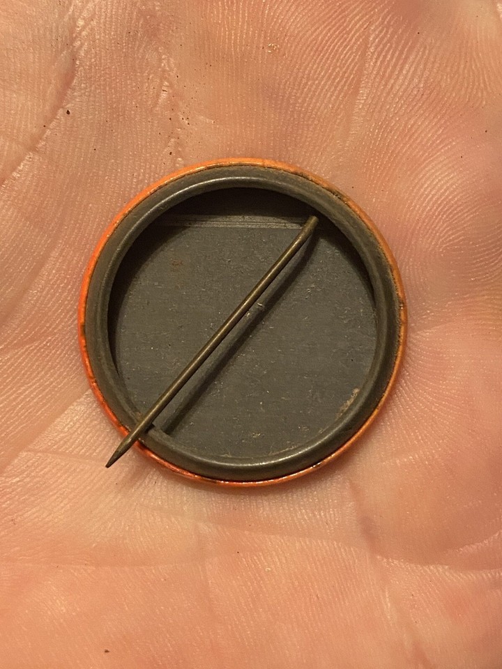 VINTAGE ANTI WAR VIETNAM PEACE PROTEST PIN BACK CAUSE RESISTANCE ...