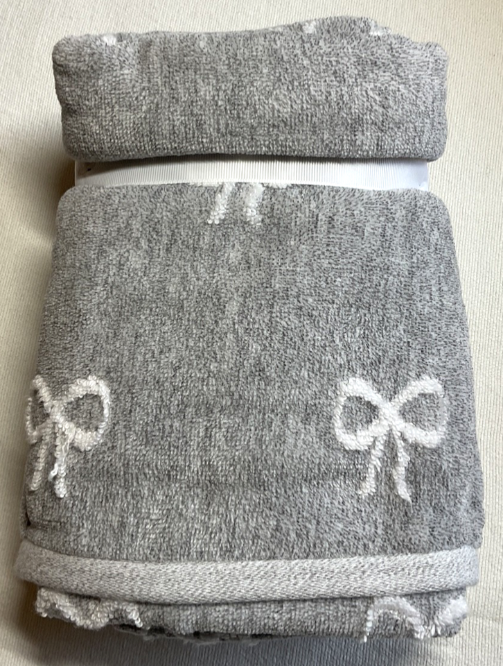 COMMON THREAD HAND TOWELS (2) BOWS GRAY WHITE RAYON FROM BAMBOO NWT | eBay