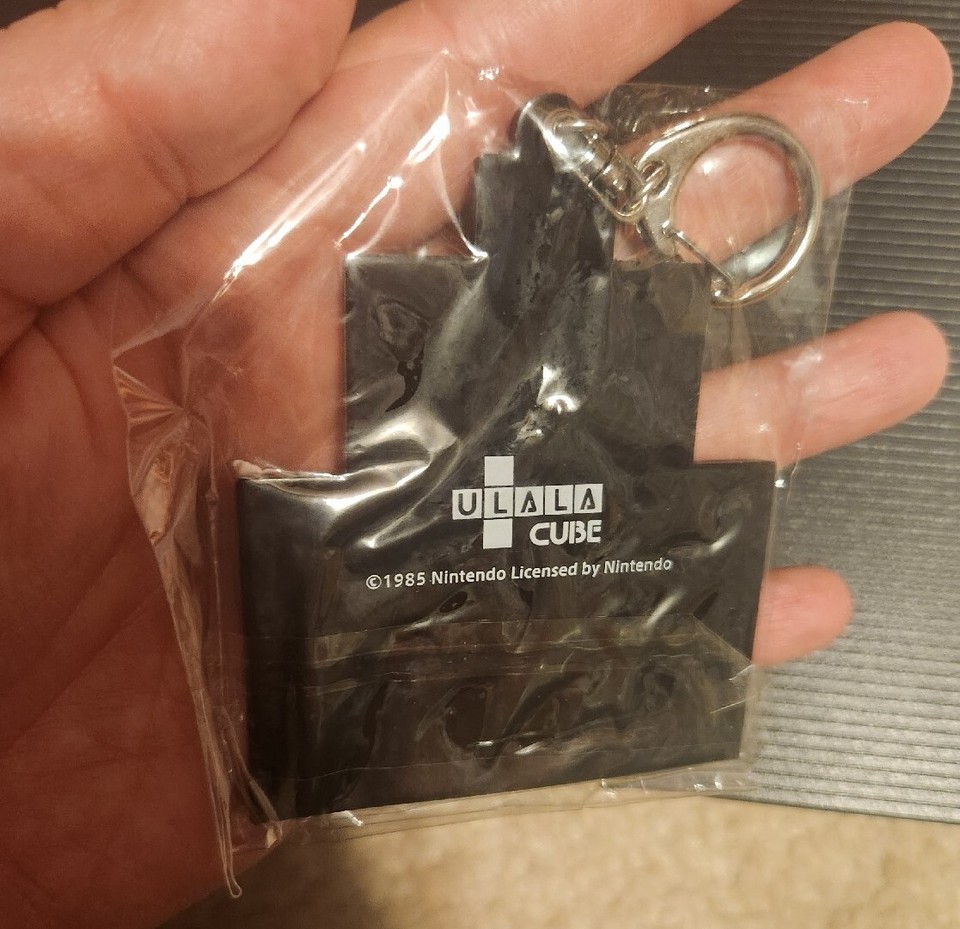 Super Mario Brothers Japan Castle Rubber Keychain Key Chain Retro Ulala ...