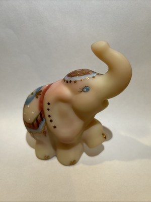 Fenton Burmese satin Circus Elephant signed Sean Fenton | eBay
