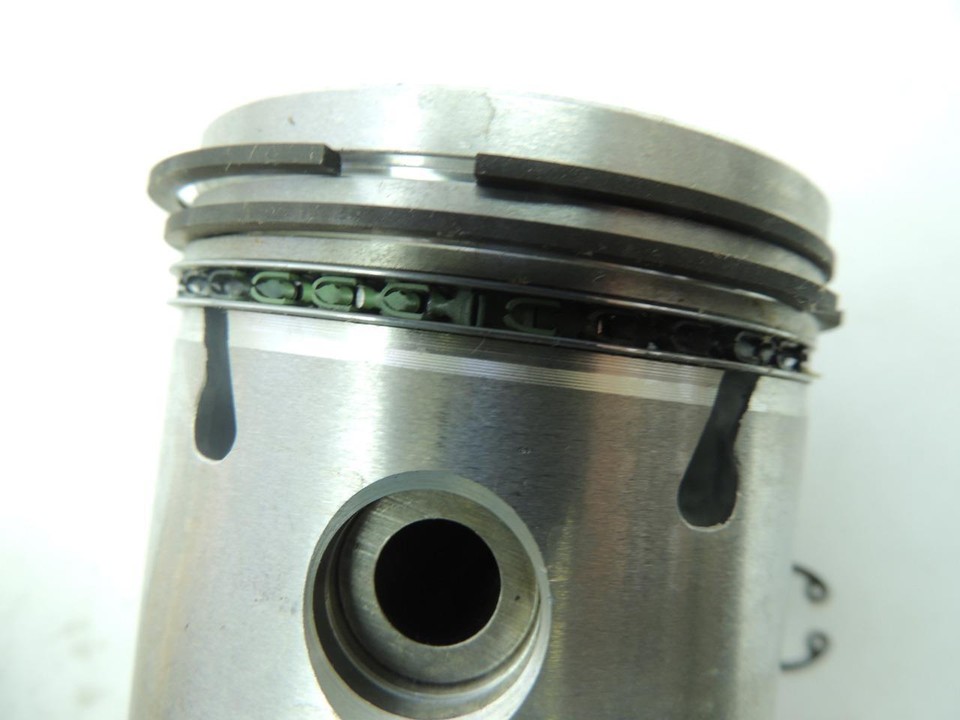 19145 NOS R/H Hepolite Piston With Circlips Rings .040 Norton W6102 | eBay