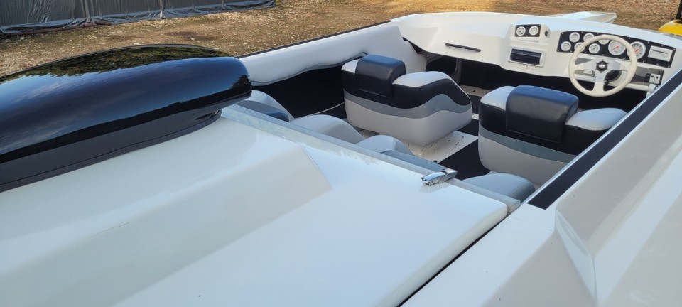 FireHawk Performance Boats 26ft Offshore Cat Powerboat Speedboat 496 ...