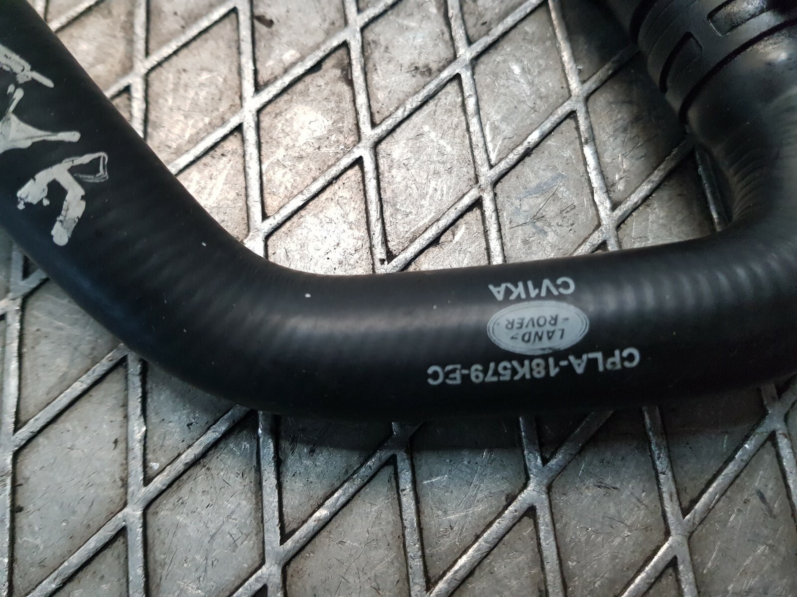 RANGE ROVER SPORT L494 SVR 5.0 V8 2014-2018 COOLANT PIPE HOSE CPLA ...