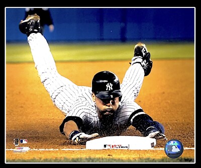 DEREK JETER NEW YORK YANKEES 2007 OFFICIAL LICENSED 8X10 PHOTO BASEBALL ...