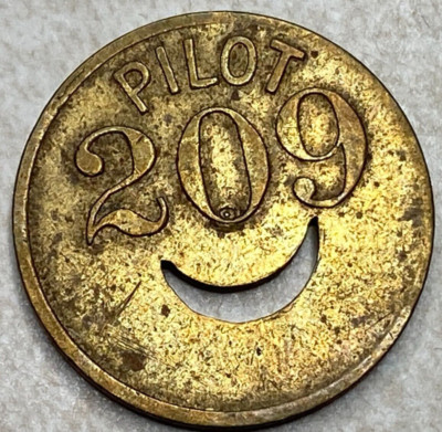 Pilot 209 Chicago Arcade Jukebox 5c Trade Pinball Slot Token T1400 ...
