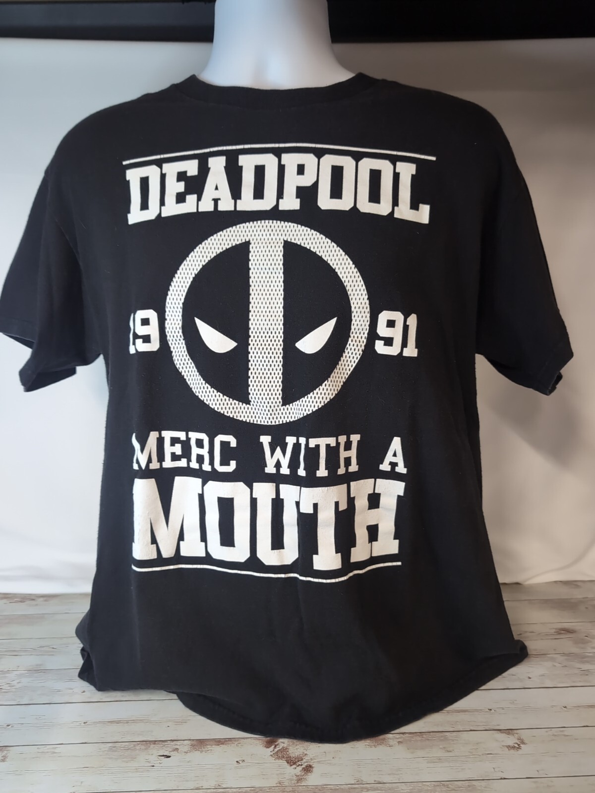 Official Marvel Deadpool T-Shirt Men Size Large Merch… - Gem