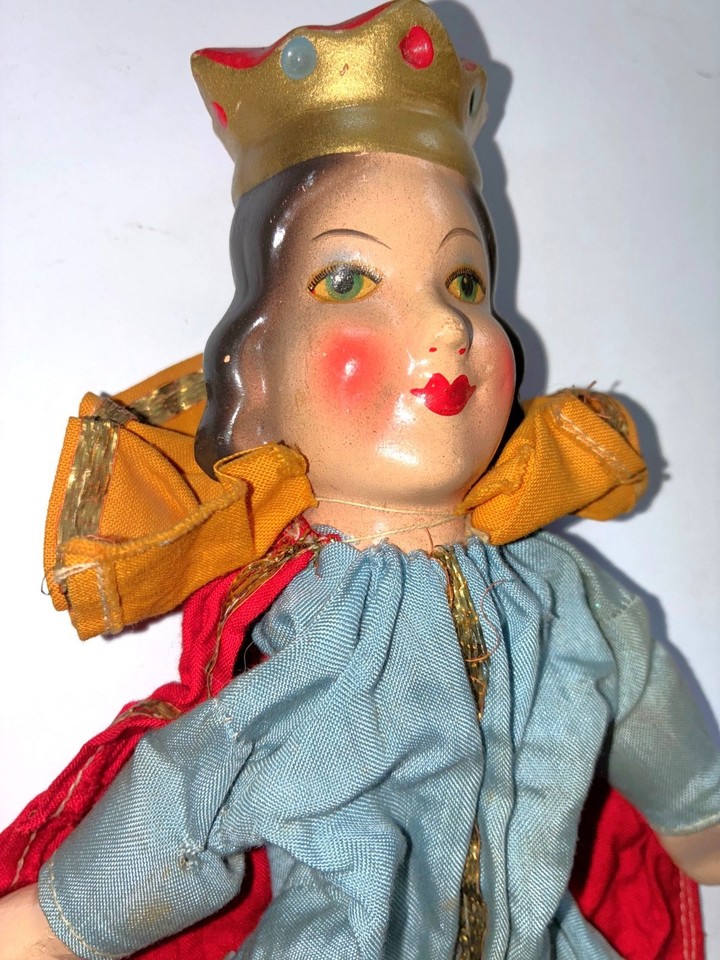 Antique Hand Puppet Queen Punch-and-Judy Puppet Theatre Character Head ...