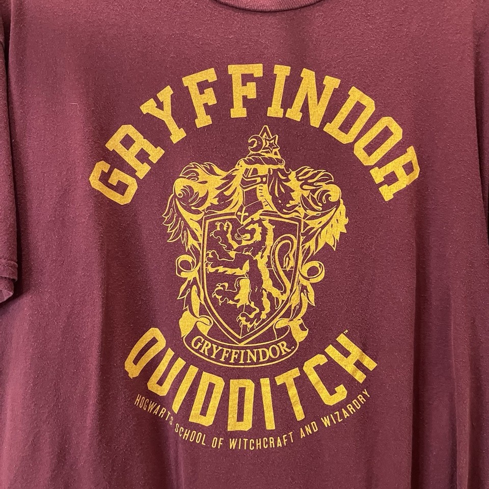 Harry Potter T-Shirt Gryffindor Quidditch Crest Logo Maroon Gold ...