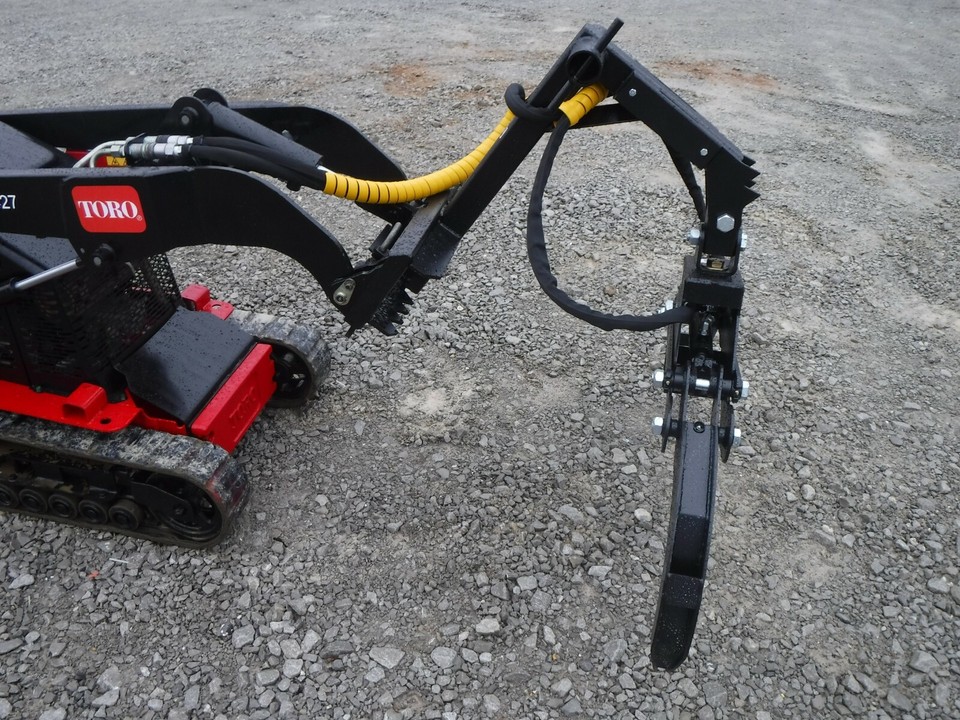 Branch Manager 56″ T1001 Rotating Log Grapple Fits Mini Skid Steer Toro ...