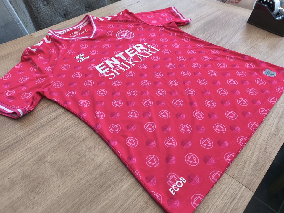 2025/2026 St Albans City Home Football Shirt XL Mens Pink Hummel Enter ...