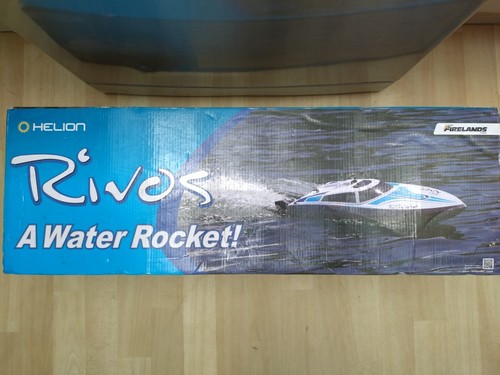Helion Rivos A Water Rocket Fast Electric Remote Controlled RC Boat ...