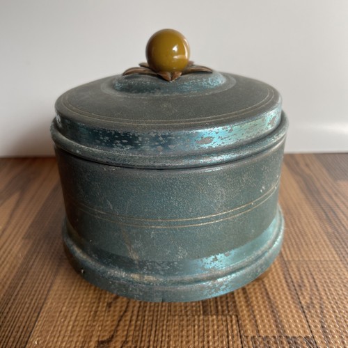 VINTAGE ANTIQUE POWDER PUFF METAL TRINKET MUSIC BOX Swiss Made Drink To ...