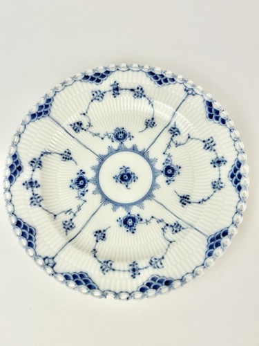 Royal Copenhagen Blue Fluted Full Lace 10" Dinner Plate - 1084 2Q ...